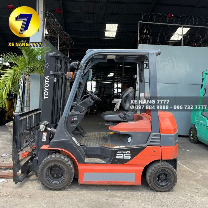 Xe nâng điện ngồi lái 2.5 tấn TOYOTA 8FB25 - Xe Nâng Hàng Nhật 7777